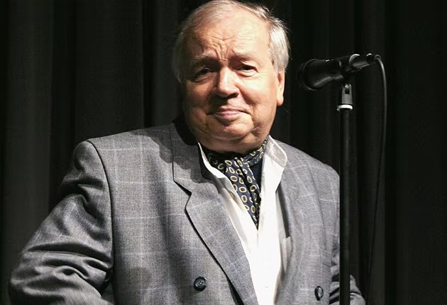 The Cashier – Poets Corner